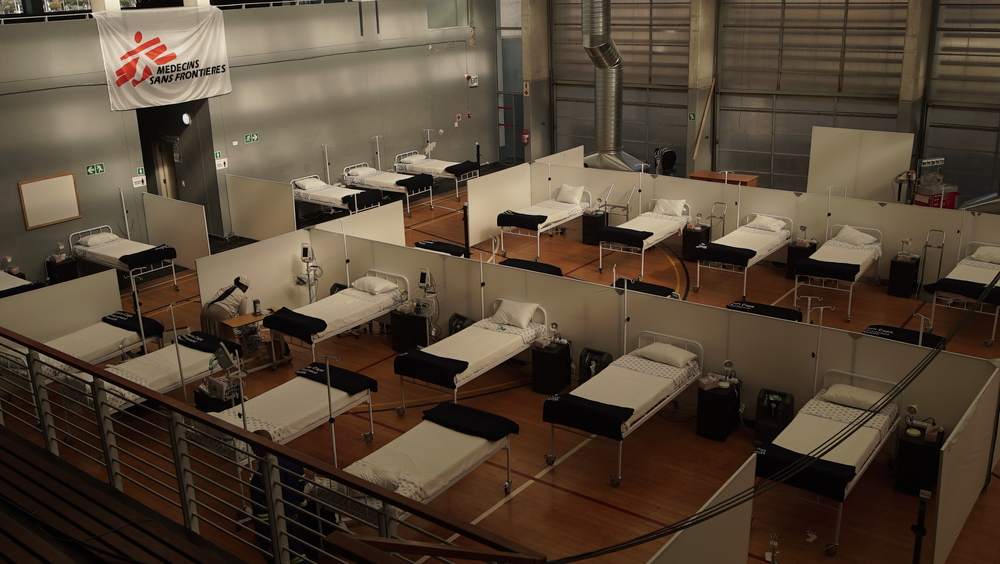 COVID-19: MSF opens field hospital in South Africa township | MSF UK